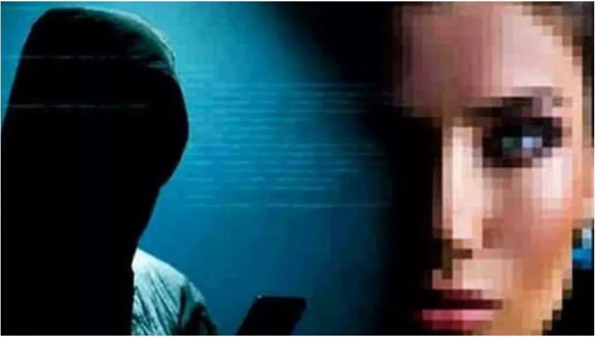 Agra Honey Trap Case Woman Poses As Ias Officer To Marry Victims And